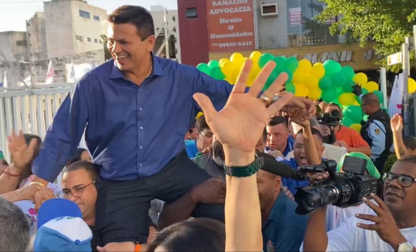 Valmir de Francisquinho chega nos braços do povo e é homologado ... Valmir de Francisquinho chega nos braços do povo e é homologado ...